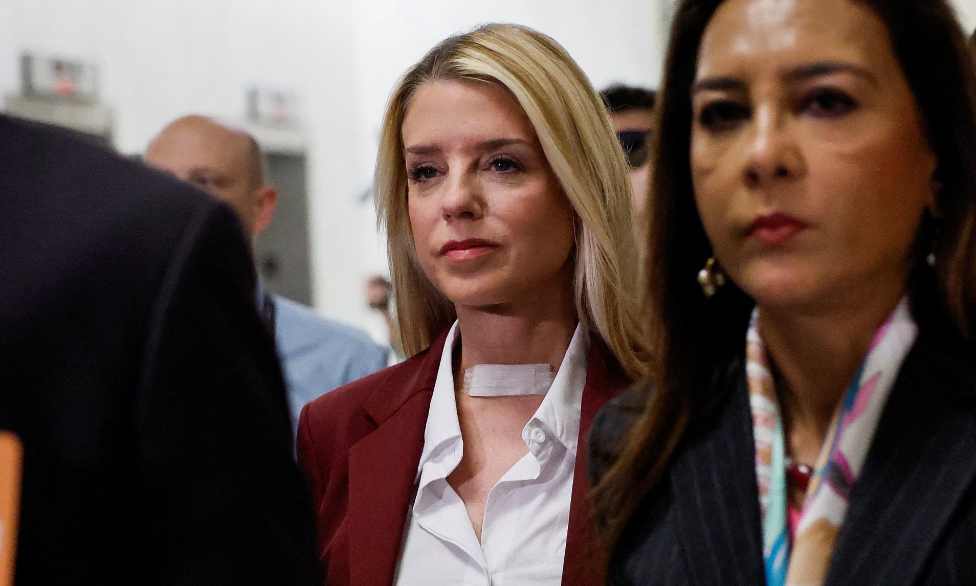 Thyroid cancer-stricken Pam Bondi arrives on Capitol Hill with bandage ...