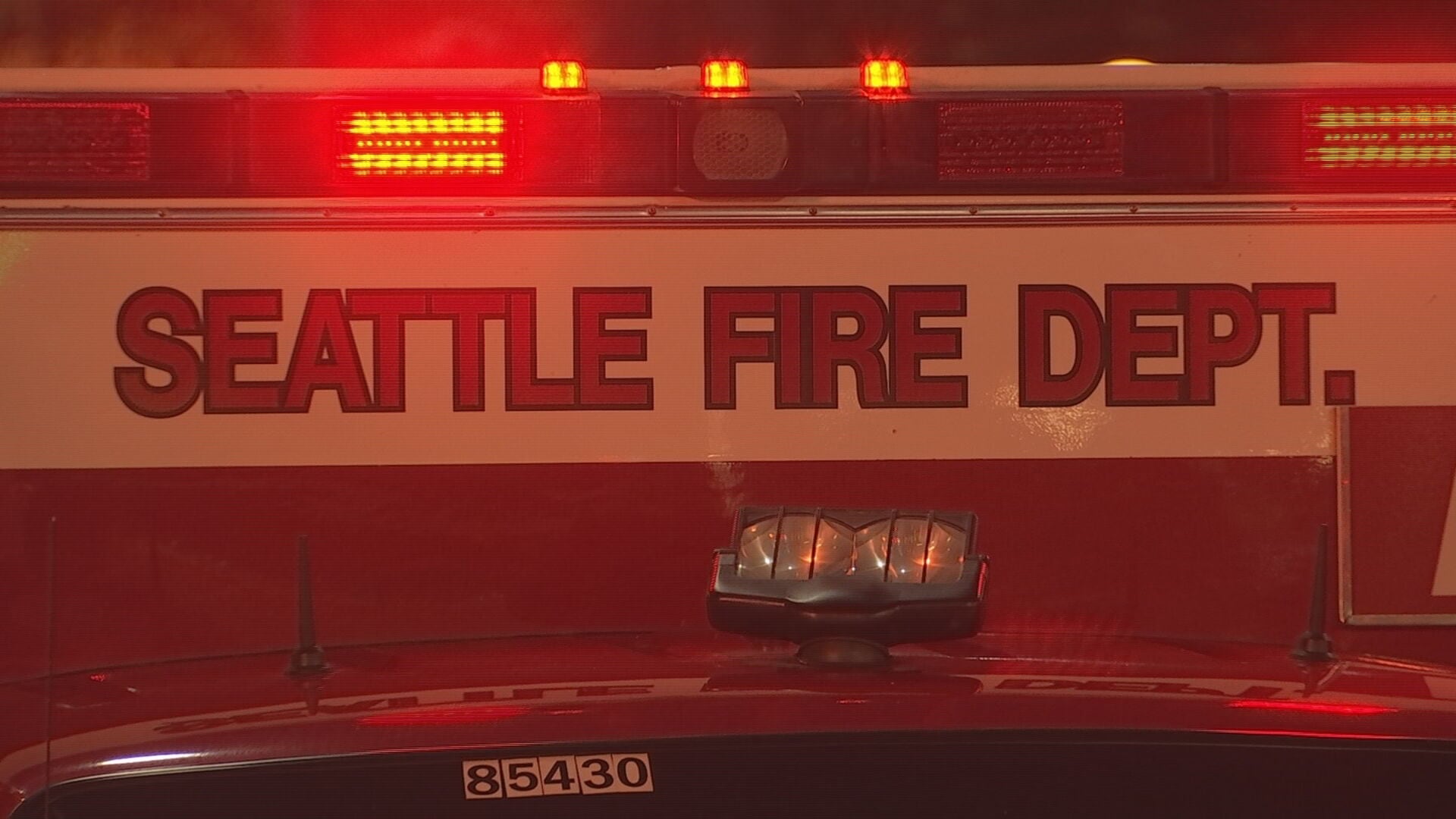 West Seattle townhome burns in early-morning fire