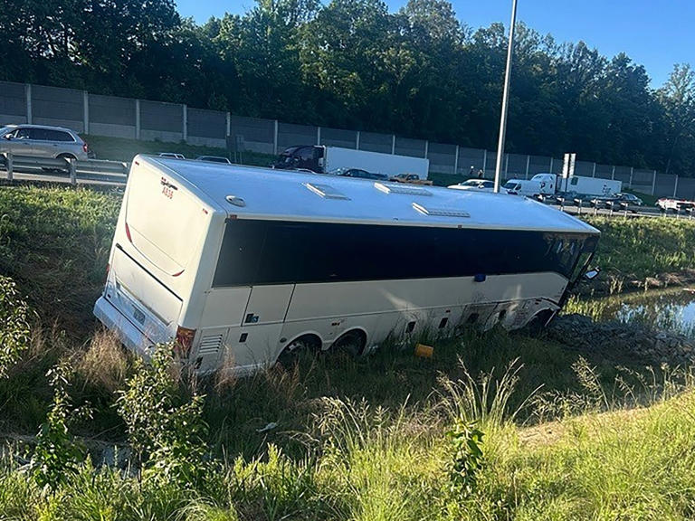 Bus driver charged with manslaughter in massive crash that killed 5 on I-95