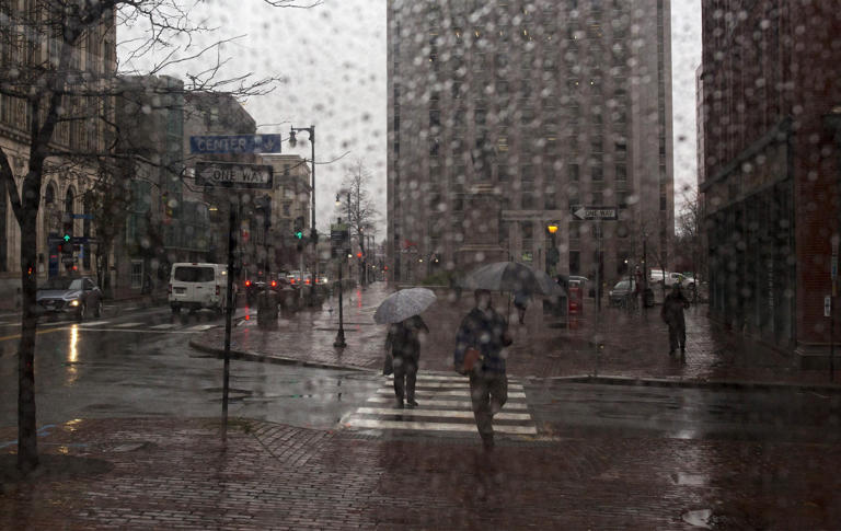 Strong coastal storm charges at already soaked New England with ...