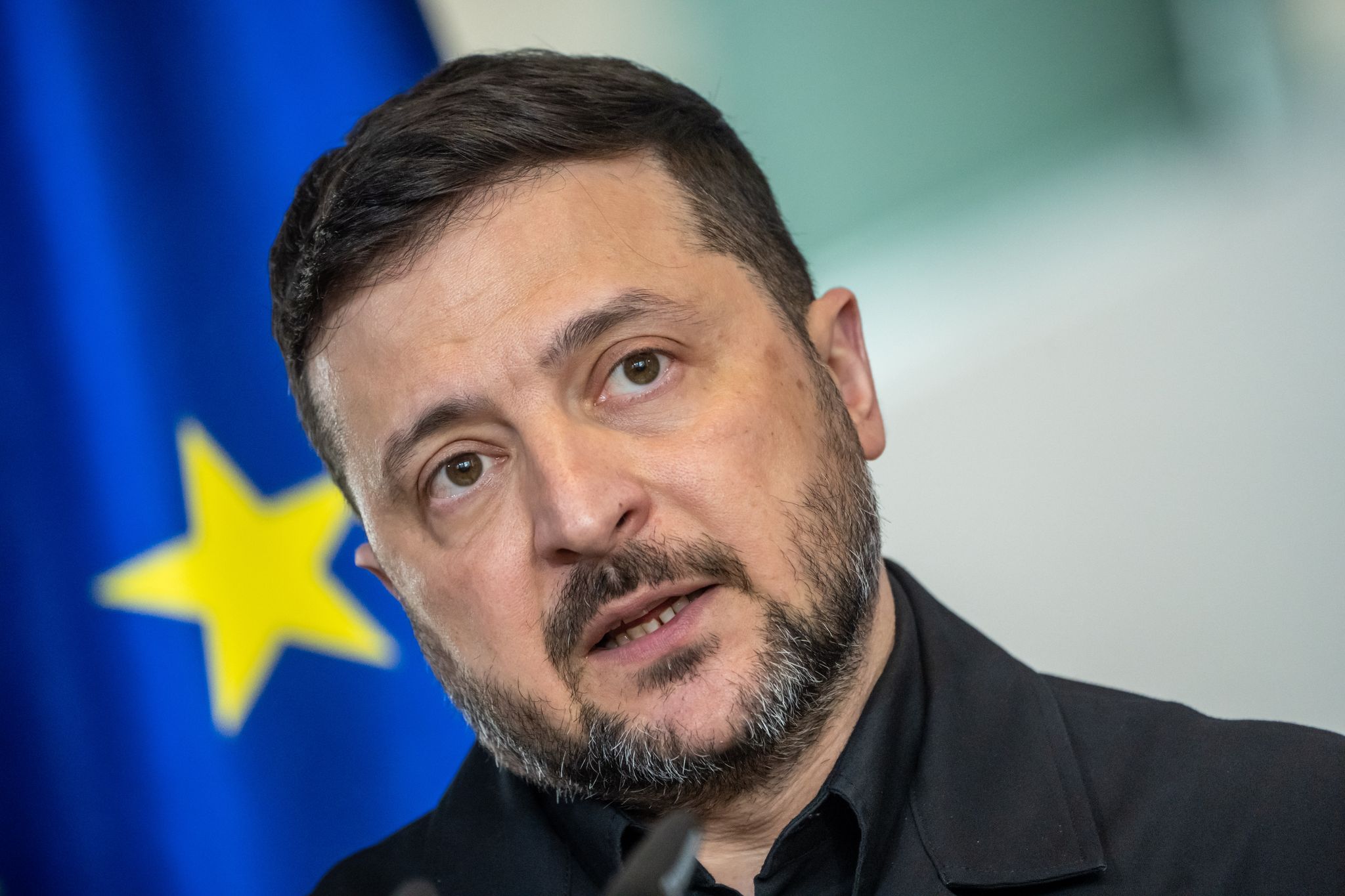 Zelensky hopes for first stage of EU accession negotiations in June