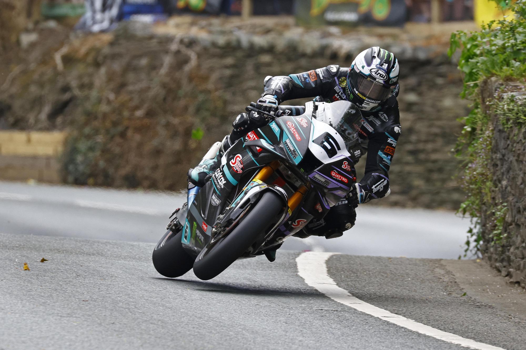 TT 2026: Michael Dunlop pressing for Superbike breakthrough with Hawk ...