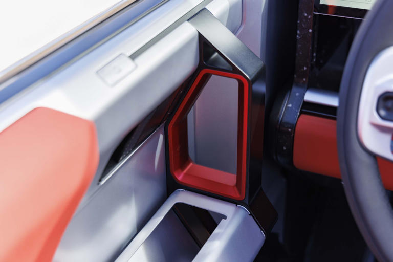 GM opens new Pasadena design studio with mid-size GMC Hummer X truck ...