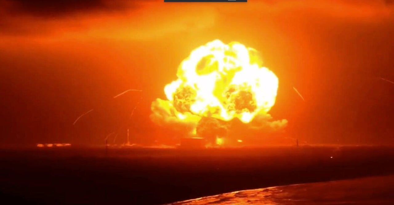 Blue Origin rocket erupts in firey explodsion during Florida test