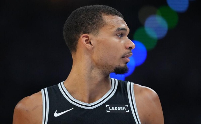 Victor Wembanyama powers Spurs to historic Game 6 blowout as Thunder ...