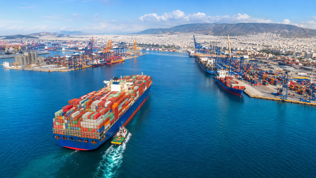 China bought 67% of Greece's biggest port and turned it into Europe's ...