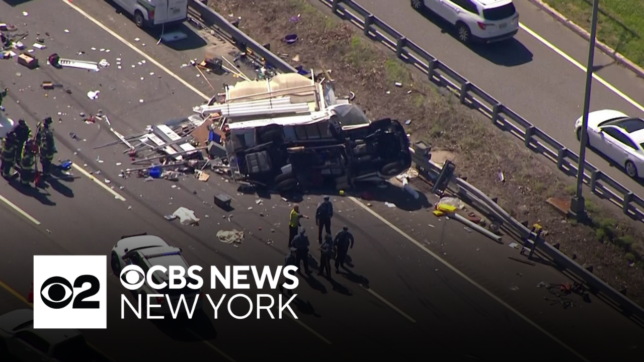 Box truck and 2 tractor trailers collide in Parsippany, NJ