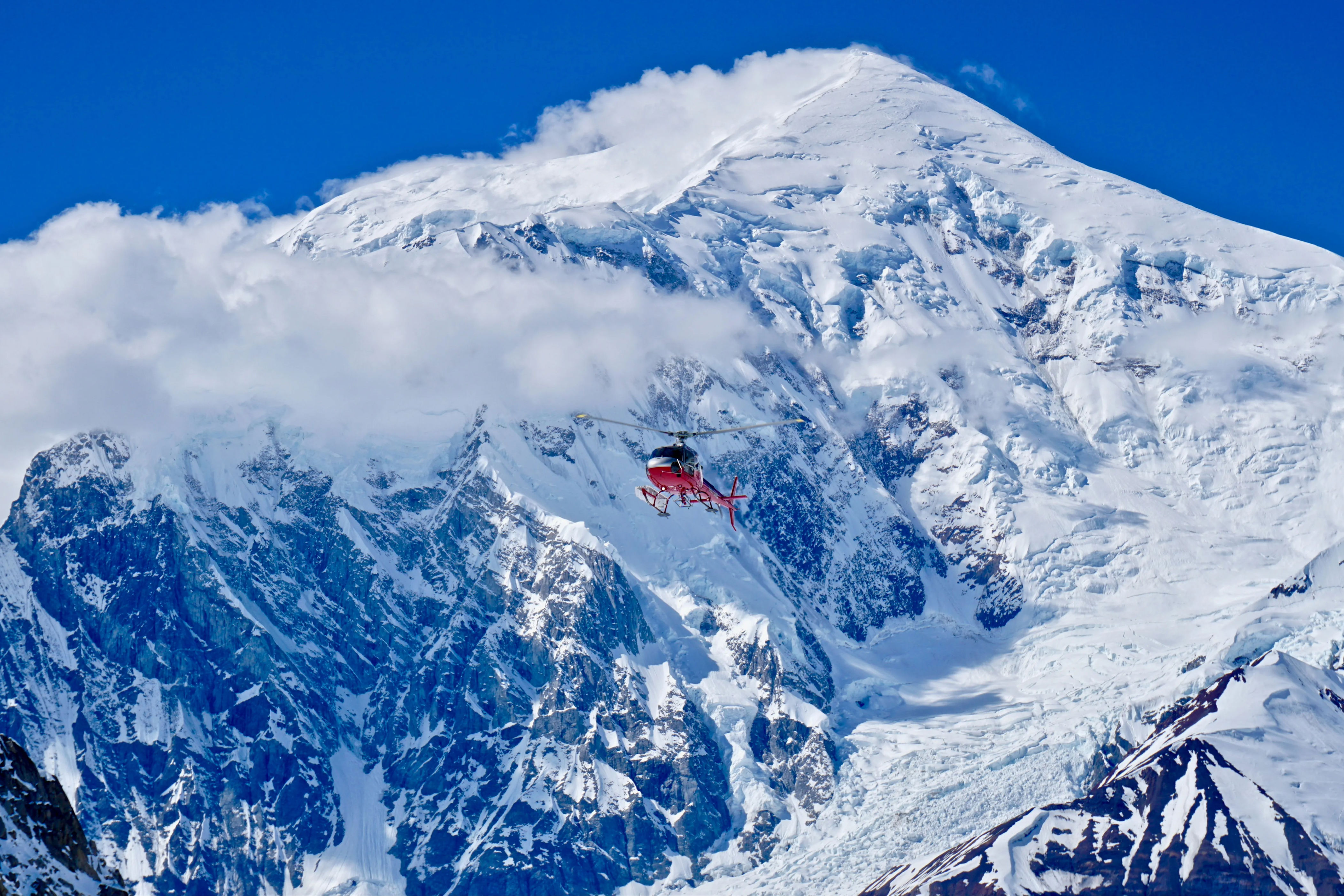 Desperate rescue mission launched after 4 climbers fall near Denali ...