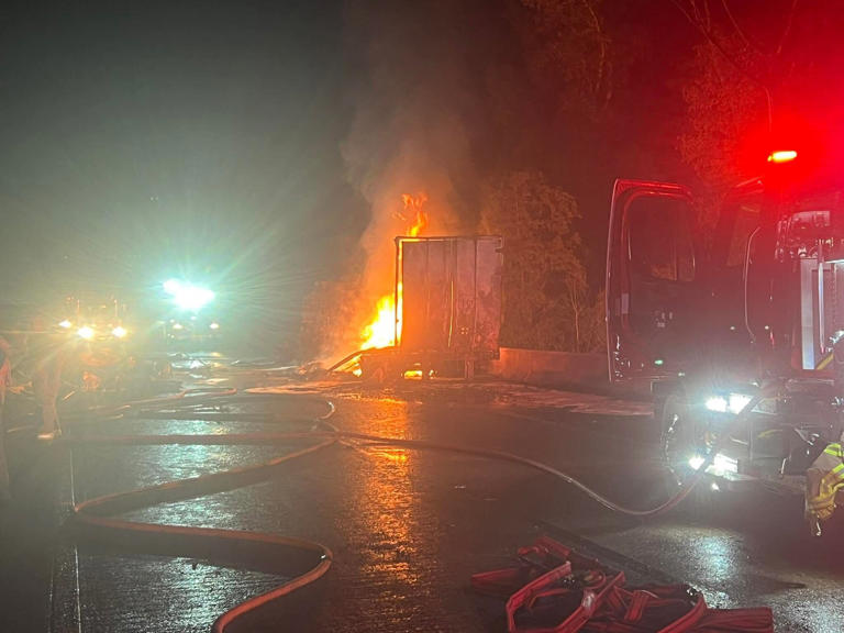 Semi-truck fire closes part of I‑10 in Jackson County