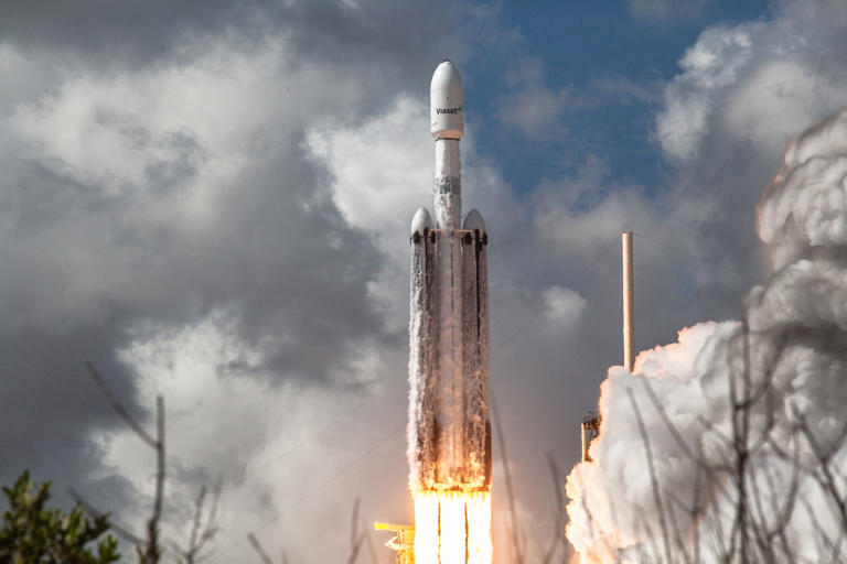 Why a merger with SpaceX could be bad for Tesla shareholders