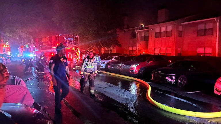 Neighbors helped evacuate residents as flames engulfed Lithia Springs ...