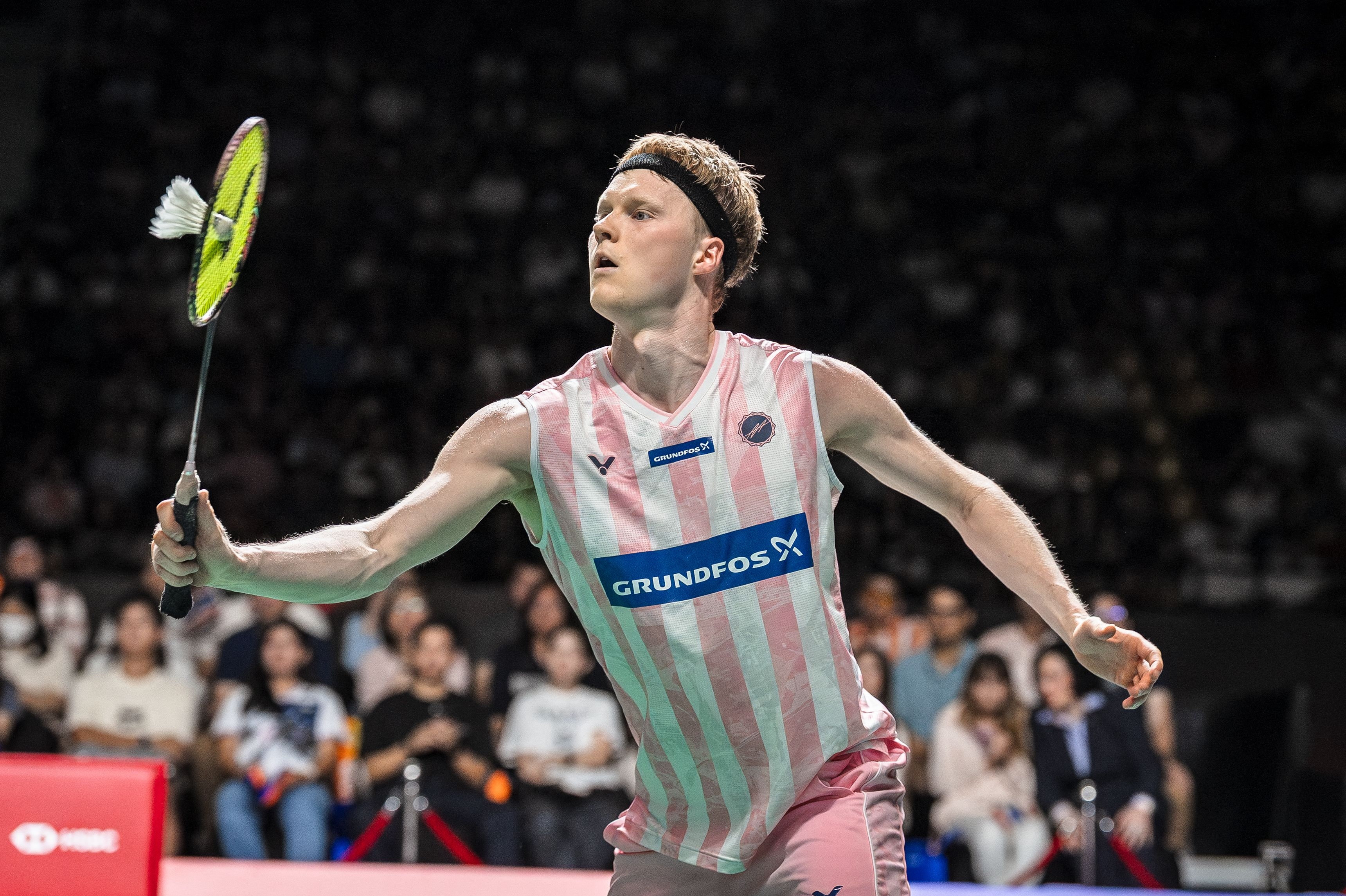 Ung franskmand sender Anders Antonsen ud i Singapore