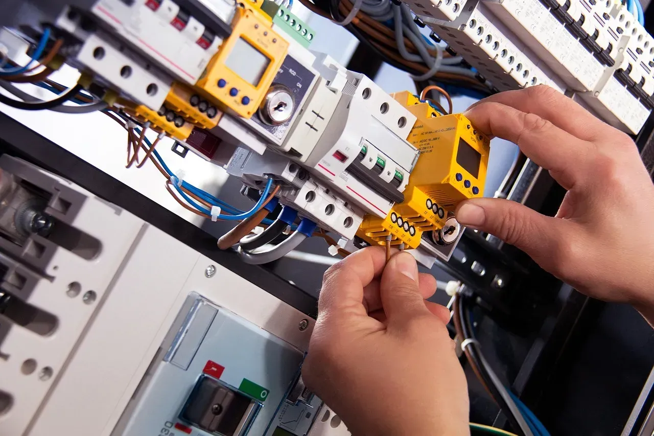 The 6 deadliest DIY home repairs homeowners keep attempting