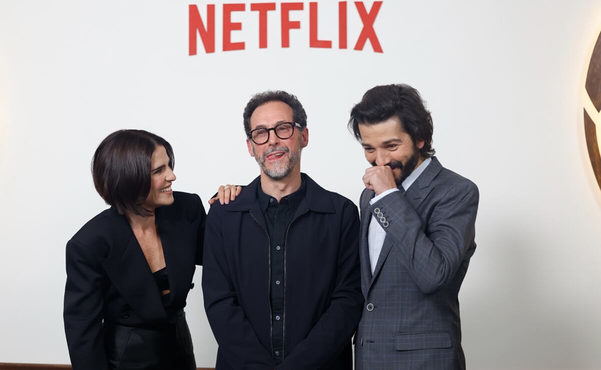 Diego Luna y José Ramón Fernández reciben paliza del Hooligan durante ...