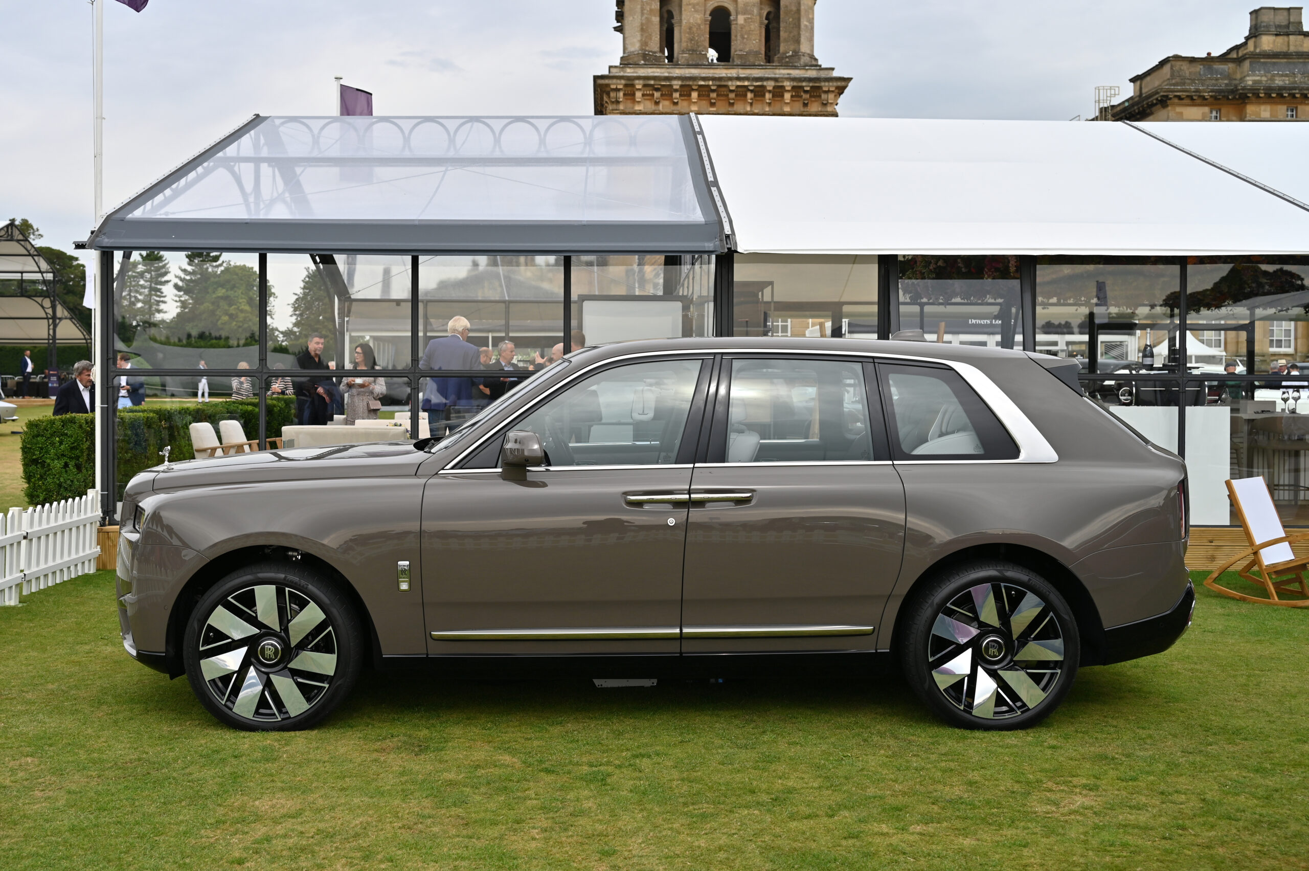 15 popular car models among professional athletes