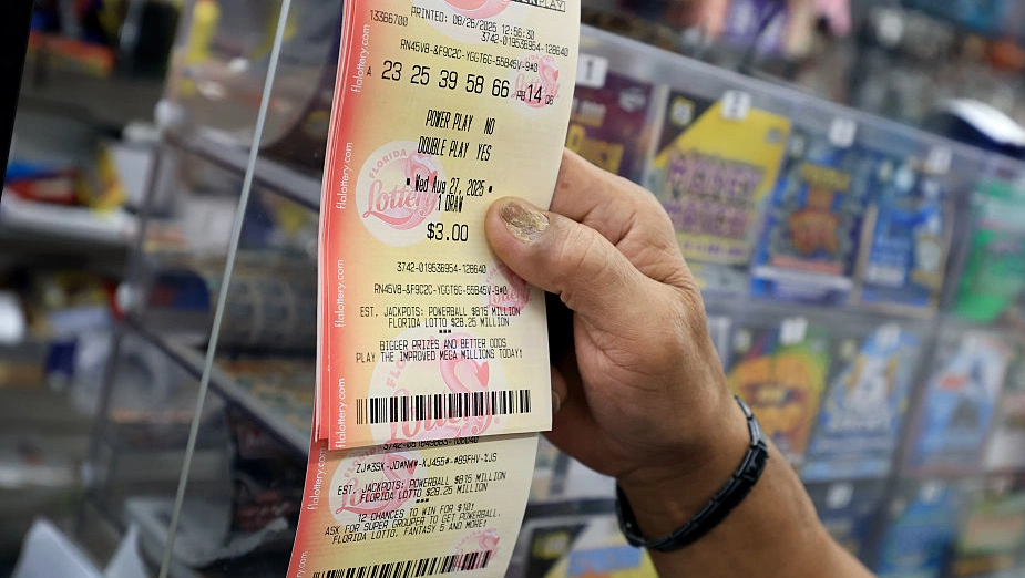 Experts warn new Powerball millionaires on pitfalls of sudden wealth