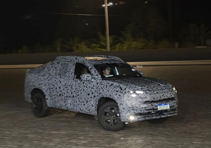 Renault Niagara terá versão de trabalho com câmbio manual