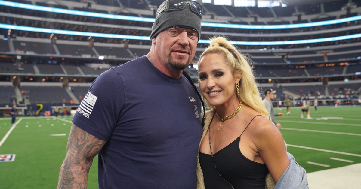 Michelle McCool blasts fan over nepotism claim about WWE career