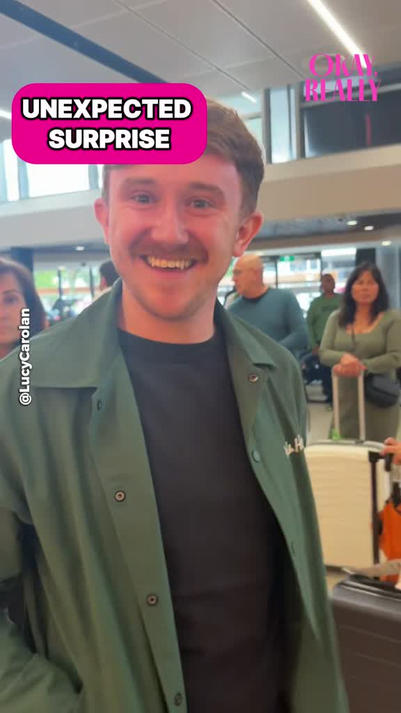 Man breaks down after family surprise in Australia