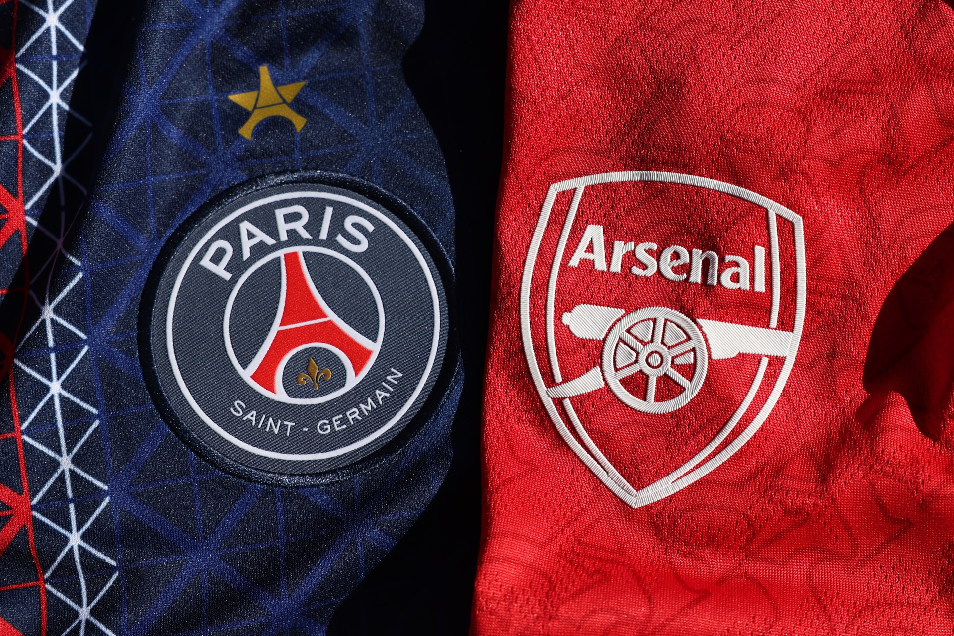 Emmanuel Eboue hopes Arsenal can sign PSG star Khvicha Kvaratskhelia
