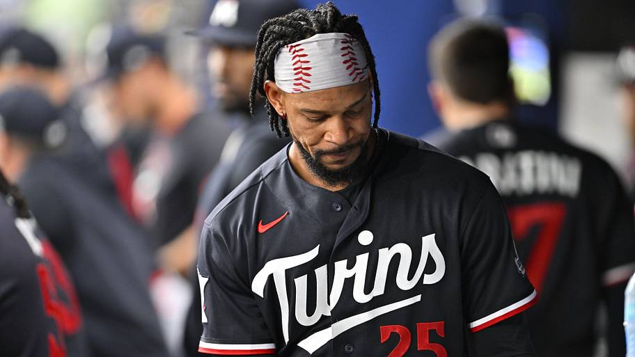 New Byron Buxton injury concern emerges as Twins await return to center ...