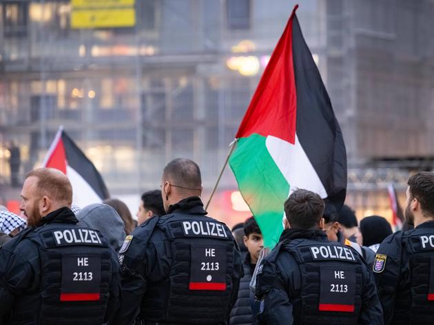 Mehr als 130 Fachleute kritisieren Hessens Israel-Gesetz