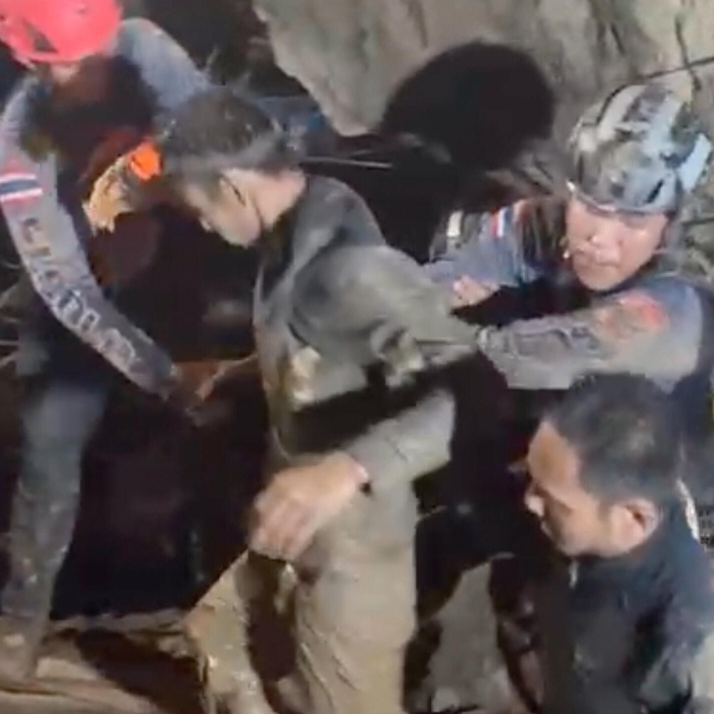 1 miner rescued in dangerous operation after over a week trapped in ...