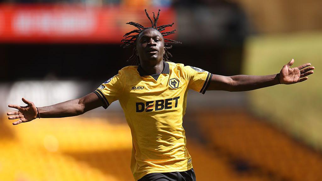 'Mane would be great' - Fans on who Bees should sign from relegated sides