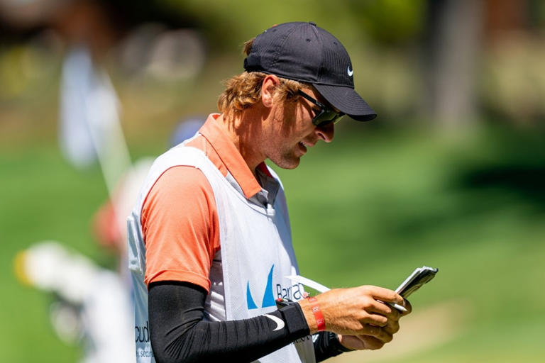 Caddie fired after PGA starting-time gaffe finds new job