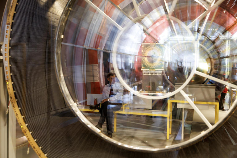 Al Cern il confronto tra materia e antimateria si fa sempre più preciso