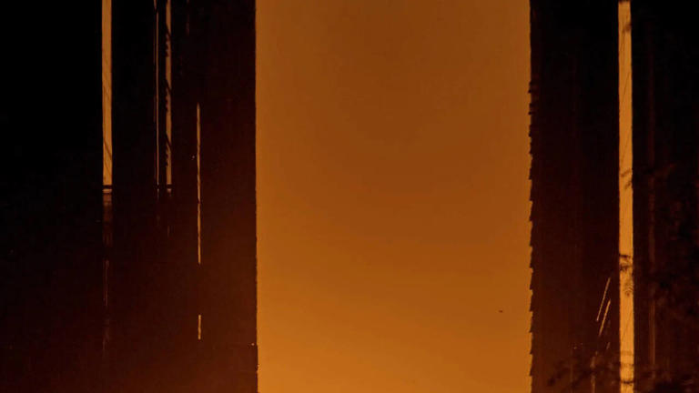 What to know about Manhattanhenge, NYC's sunset spectacle
