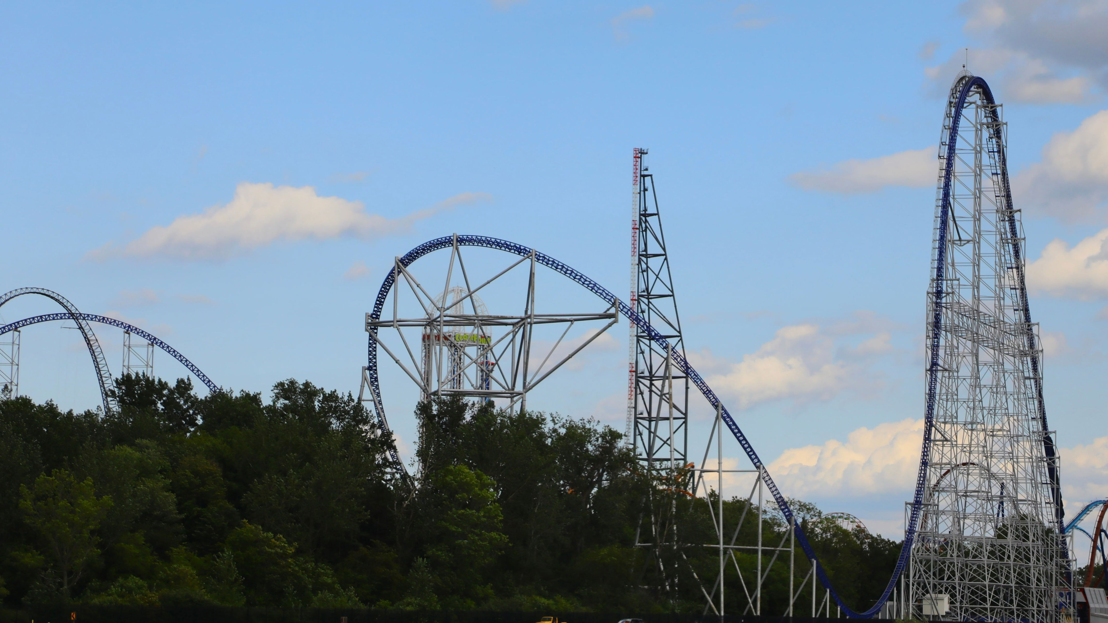 Man banned from all Six Flags parks for life after chicken nugget ...