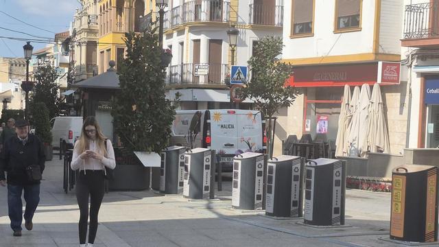 Cabra estrena un nuevo modelo de recogida de residuos con más servicios ...
