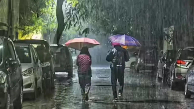 El Niño alarm rings as monsoon forecast weakens; patchy rains, heat and ...