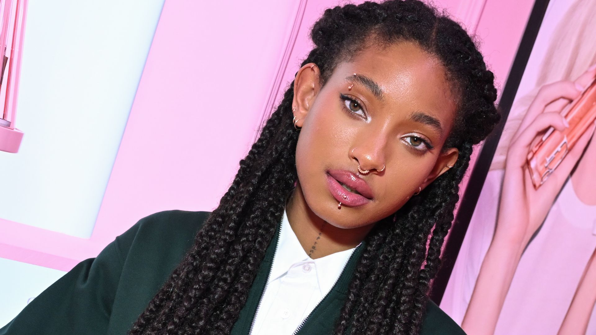 Willow Smith captivates in ethereal purple gown and gold embellishments ...