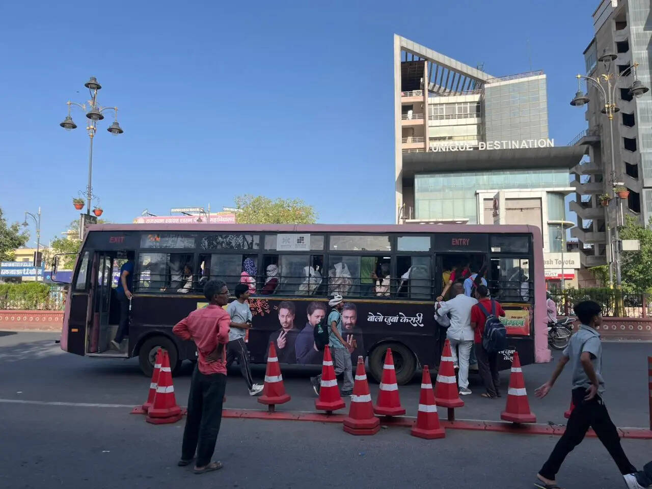 City buses fail to meet growing commuter demand