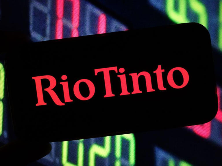 Rio starts $1.5B AP60 smelter expansion in Quebec, targets end-2026 ...