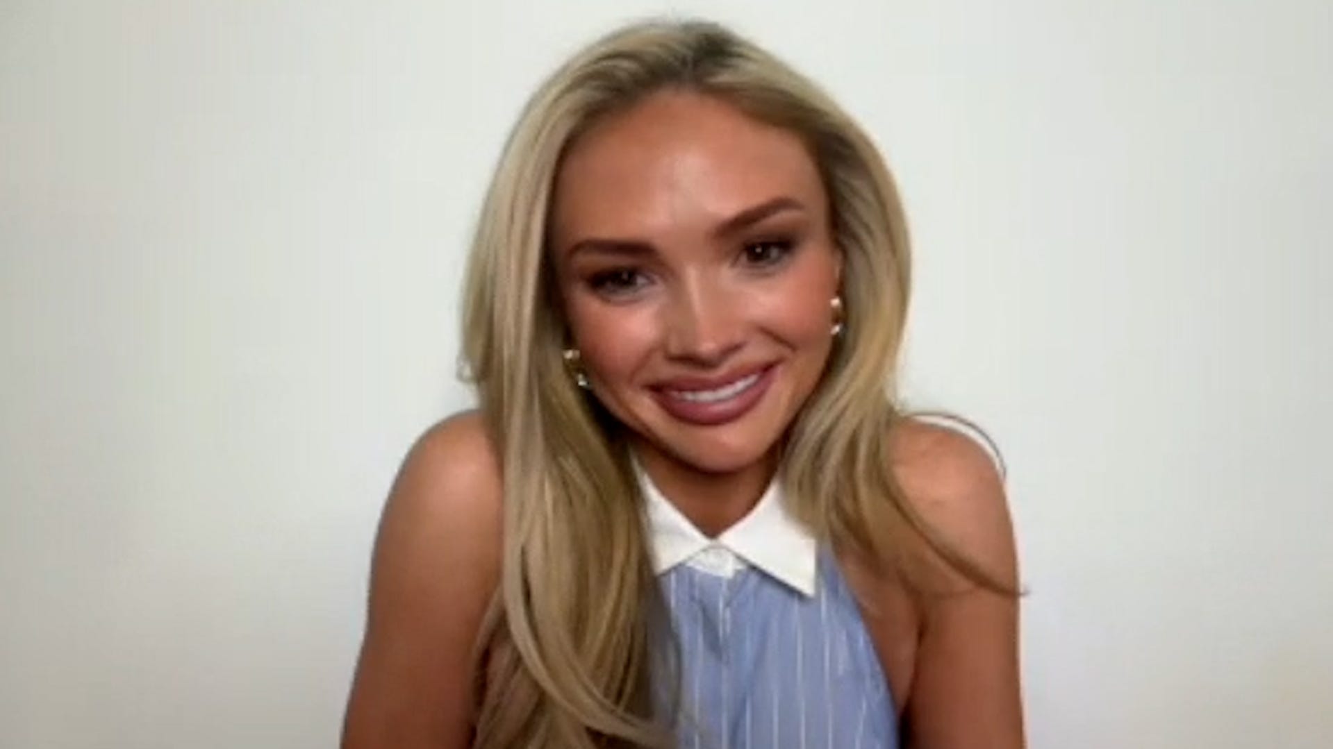 Natalie Alyn Lind on the joys of working with Kelly Reilly and Annette ...