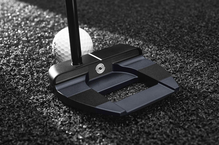 Odyssey adds black finish to S2S Tri-Hot zero-torque putters