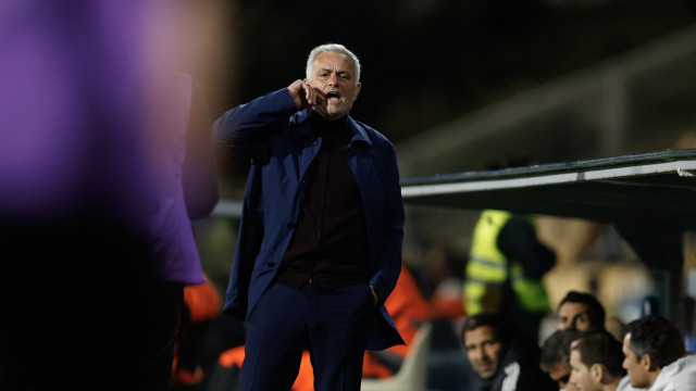Negócio fechado. Mourinho deixa Benfica e já terá assinado com o Real