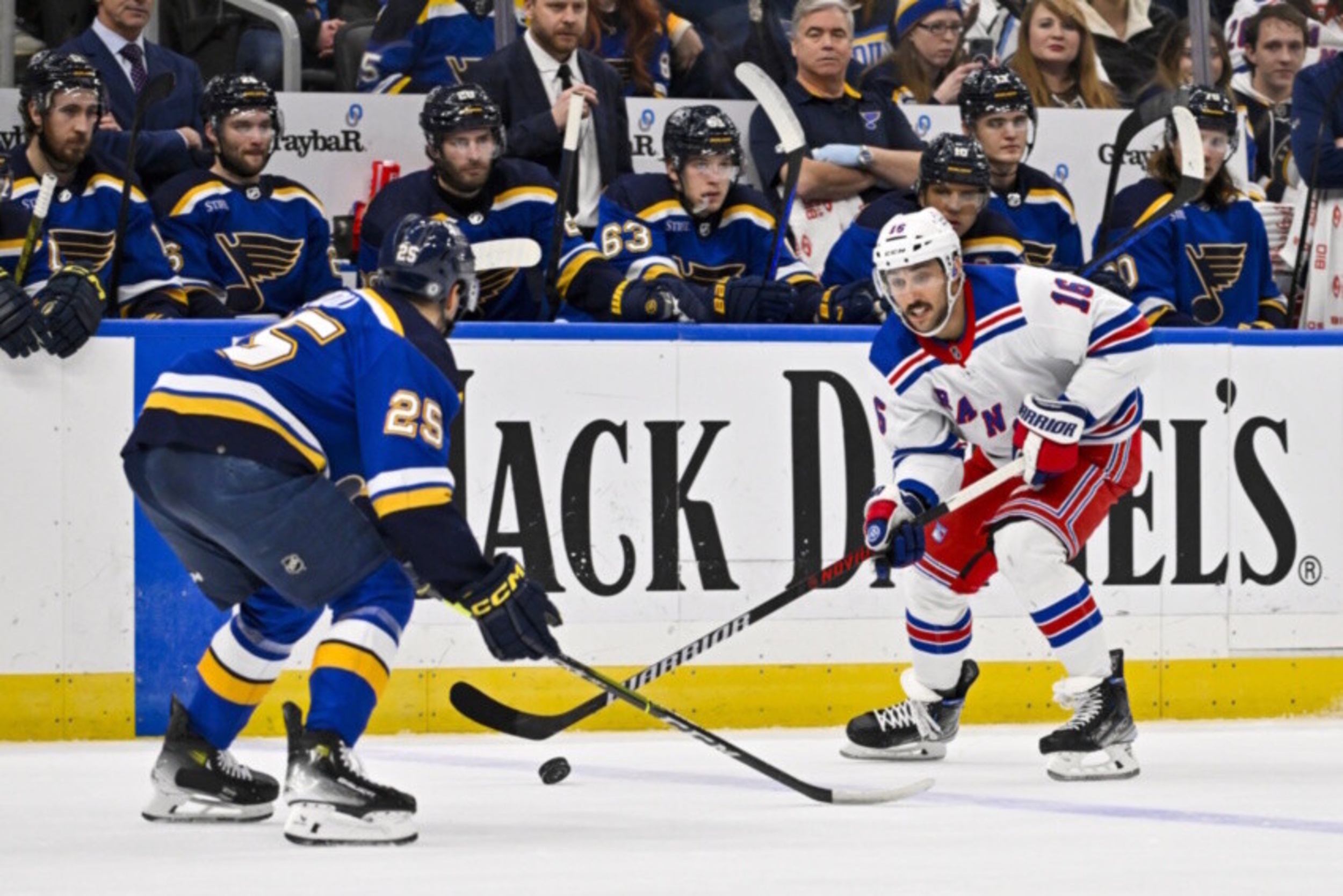 NHL news: New York Islanders, Minnesota Wild, and a top 25 NHL trade board