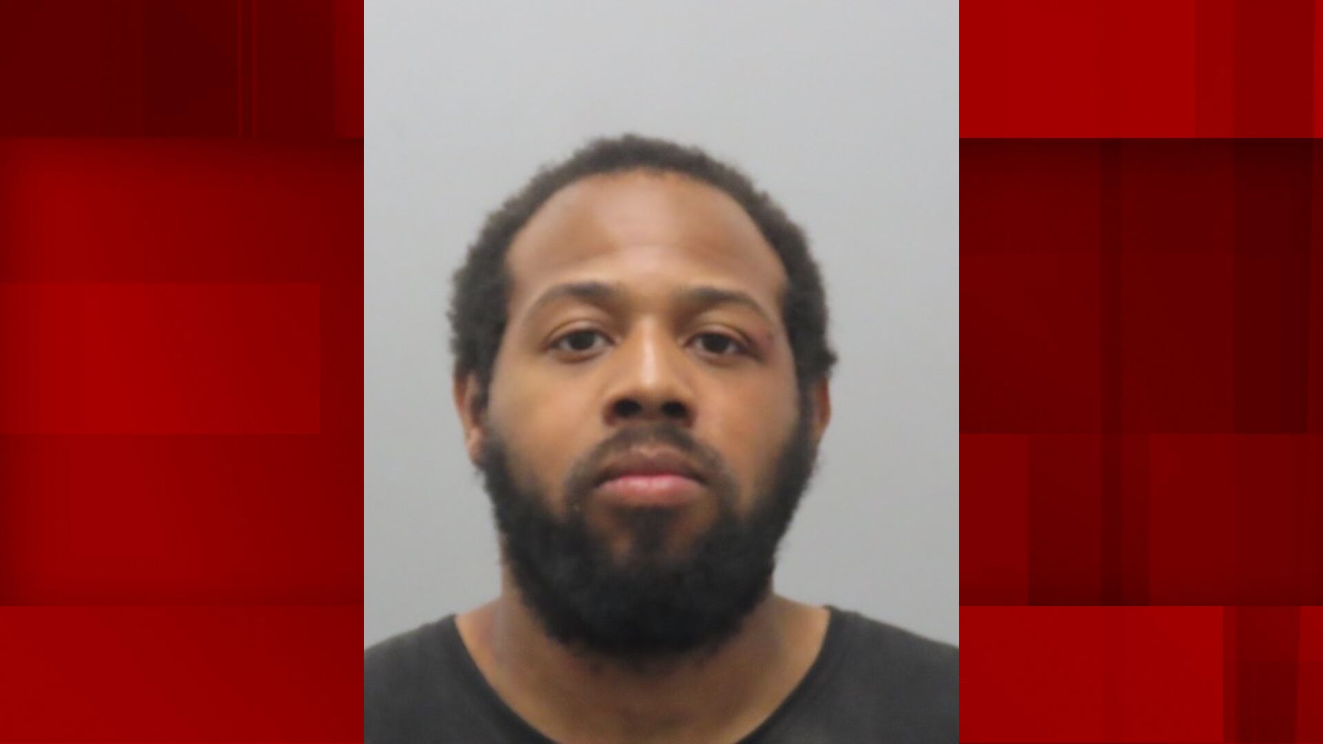 Man claiming to be police officer handcuffs gas station clerk, demands ...