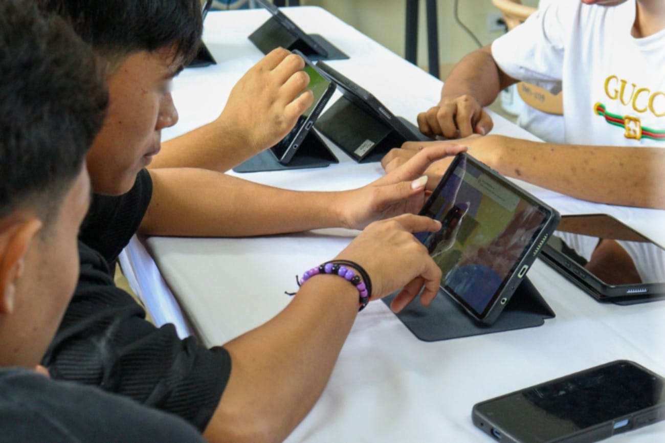 Solar-powered learning tools bridge digital gap for remote learners in ...