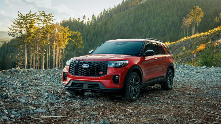 Honda Pilot vs. Hyundai Palisade vs. Ford Explorer: Which one is the ...