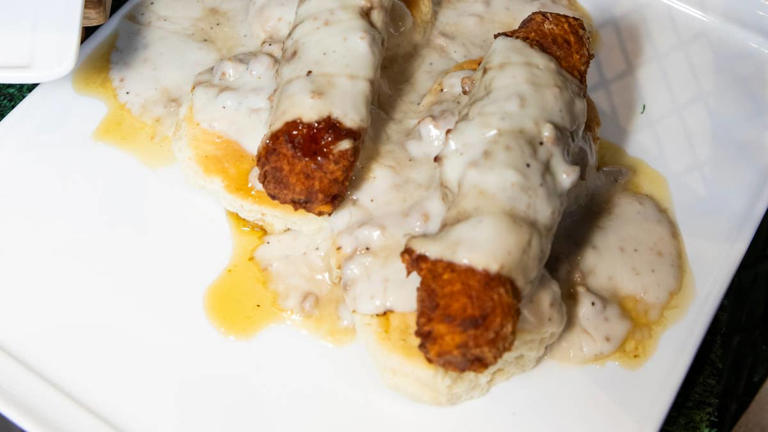 Discover 10 unique ballpark snacks you must try this baseball season