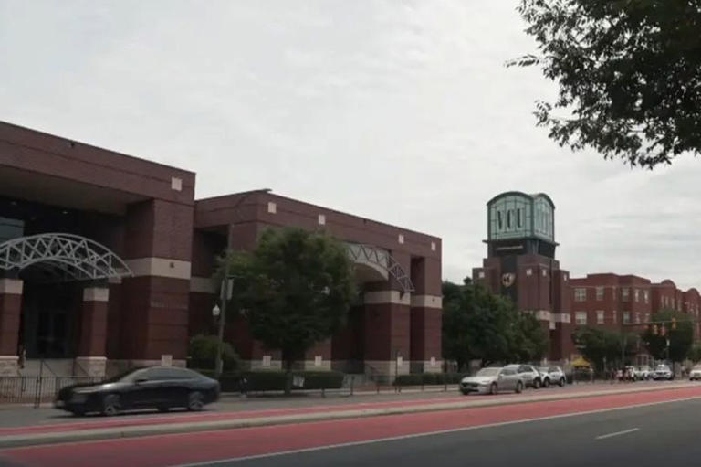 Brawl erupts at Virginia high school graduation after man attacks ...
