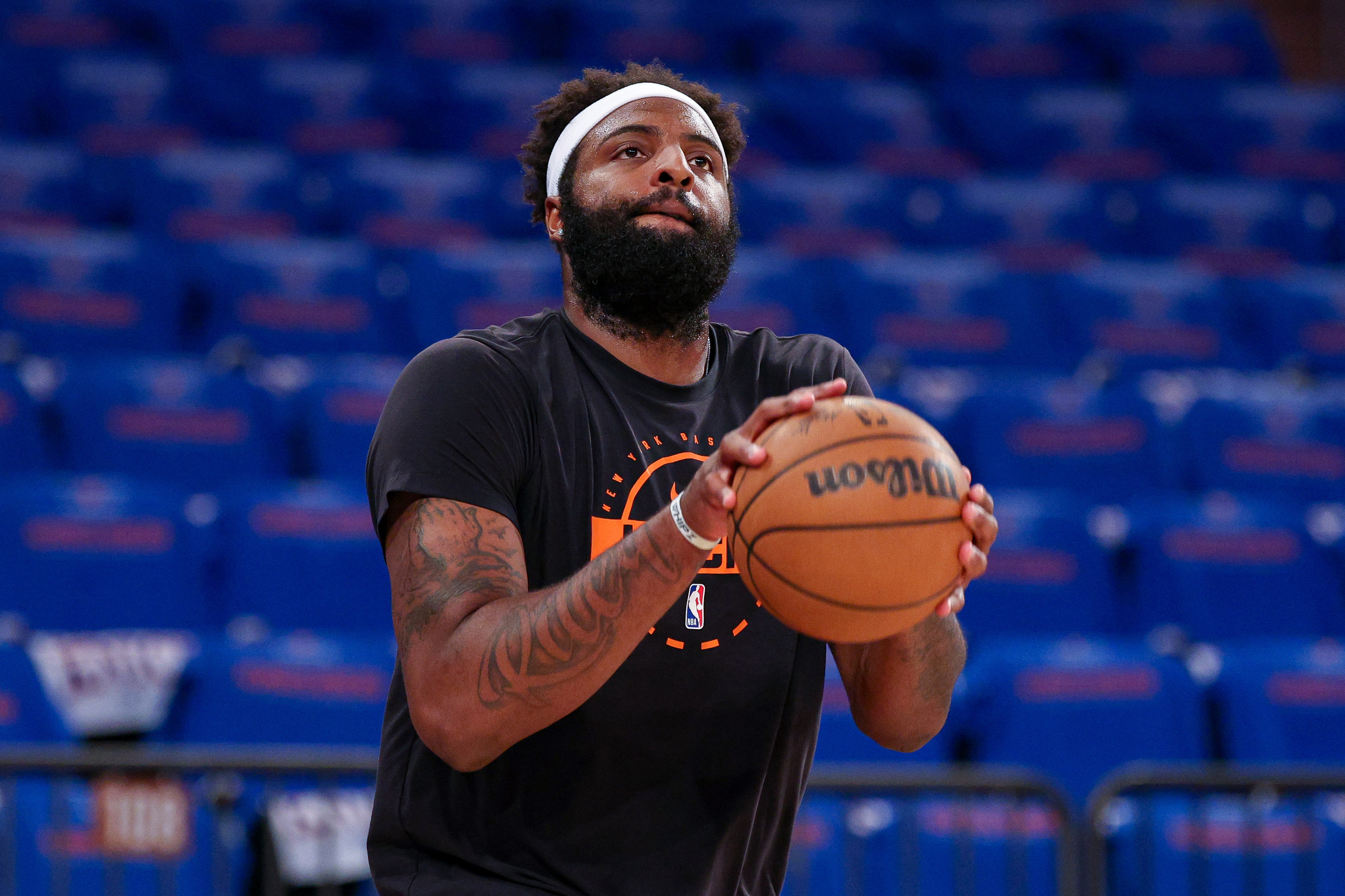 Knicks' Mitchell Robinson reportedly has NBA Finals plan after finger ...