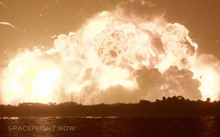 Un nouvel échec : la fusée Blue Origin explose de façon spectaculaire ...