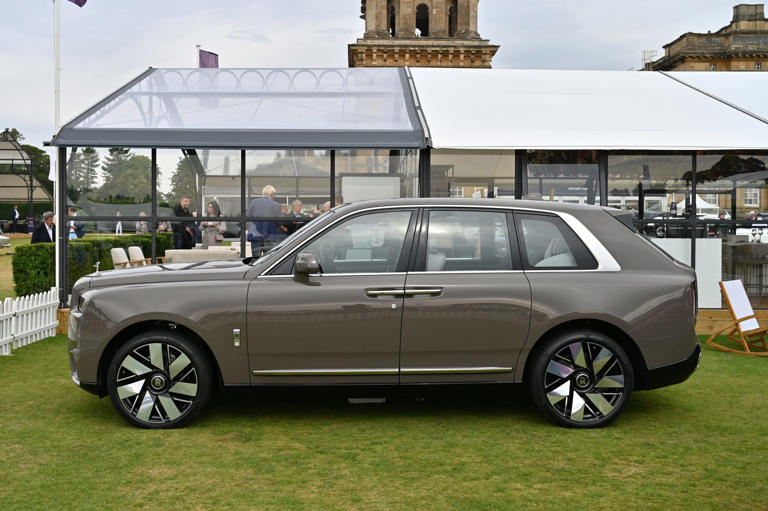 15 popular car models among professional athletes