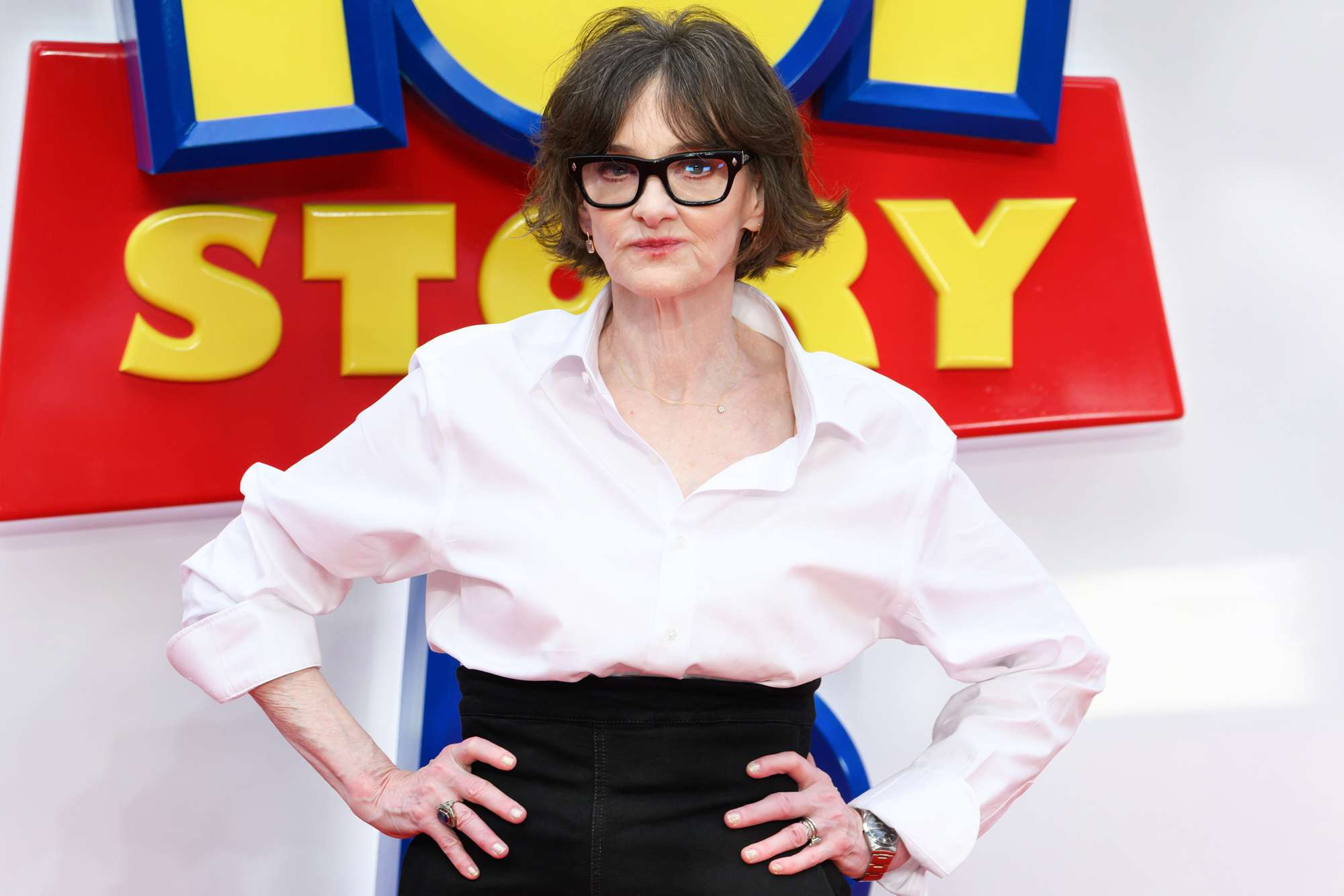 Joan Cusack makes her first red carpet appearance in more than a decade ...